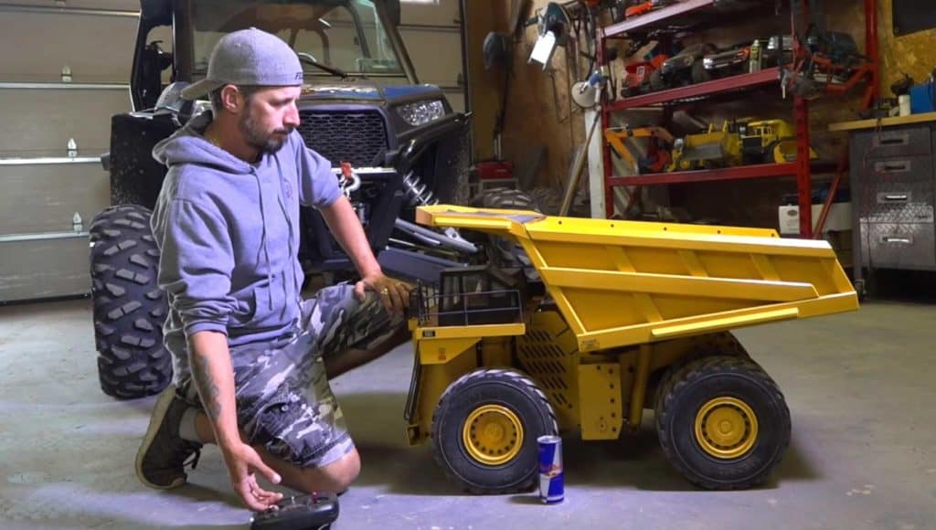 10 Large Scale RC Trucks and Trailers – The Grizzled