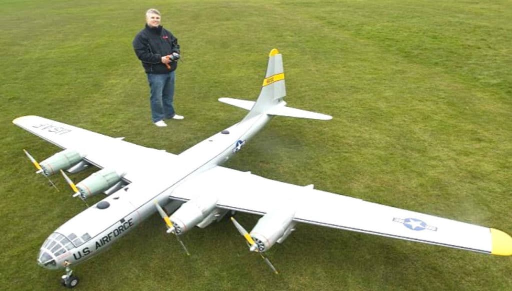 Check Out Super Sized RC Aircraft From Around The World – Page 4 – The ...