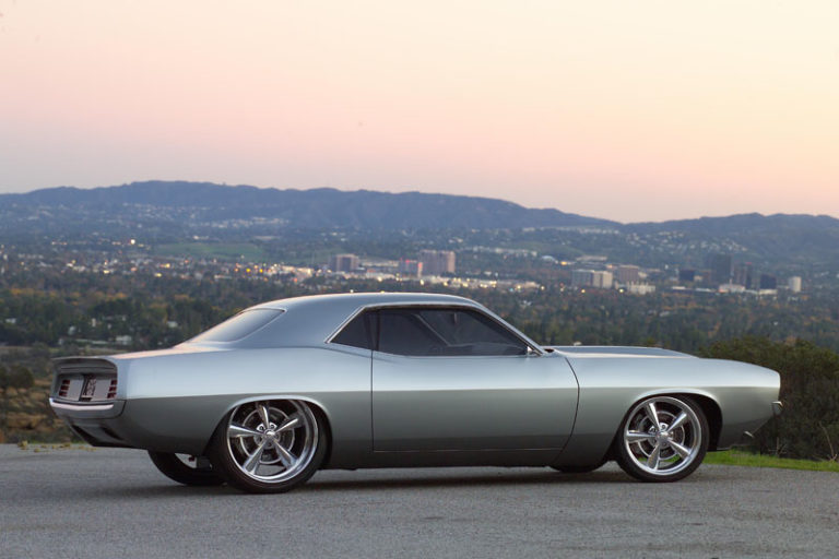 Joe Rogan's Car Collection is Elite; Check Them Out - TheGrizzled